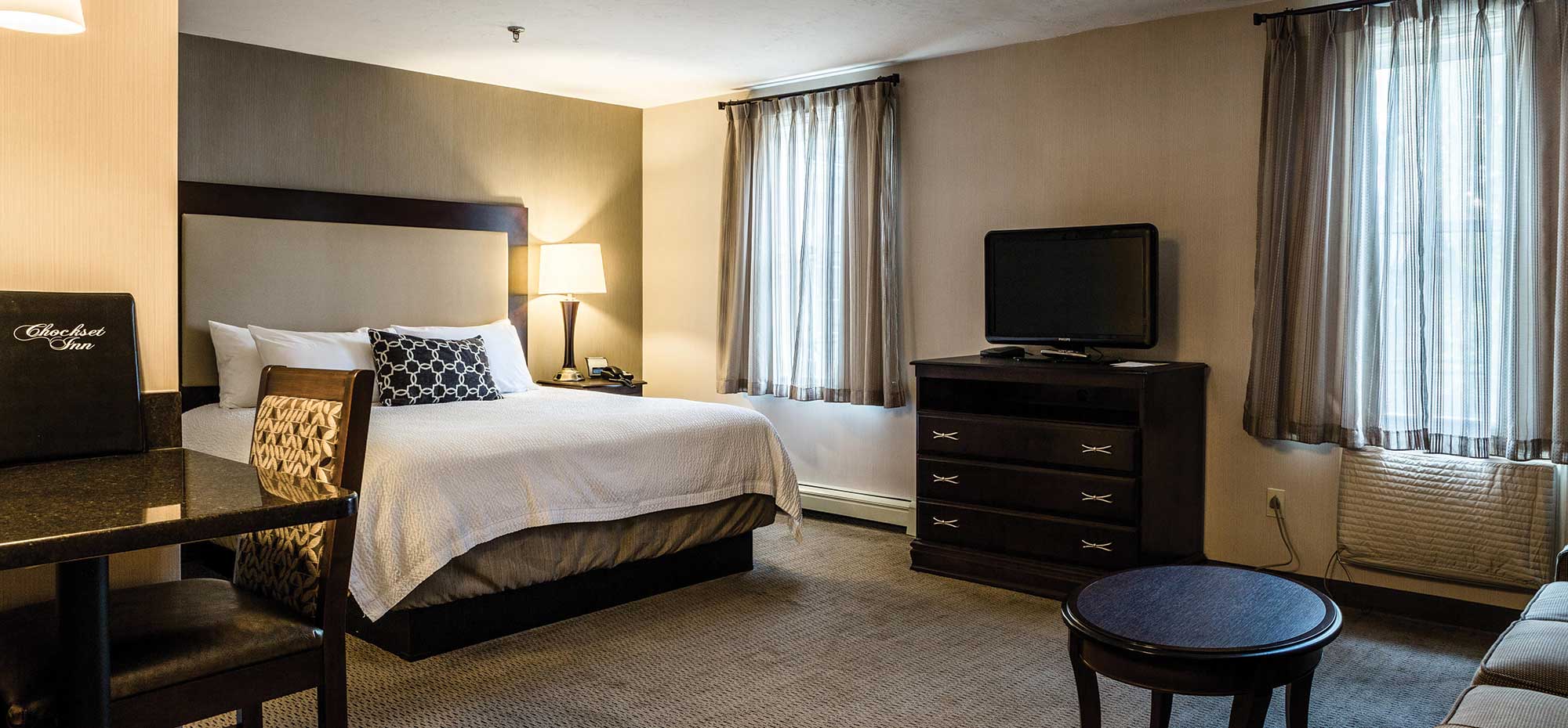 Luxury Accommodations in Sterling, MA | Chocksett Inn